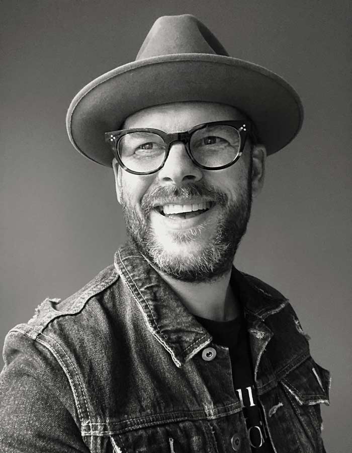 Ross Brown. Photography, CGI Direction, Motion